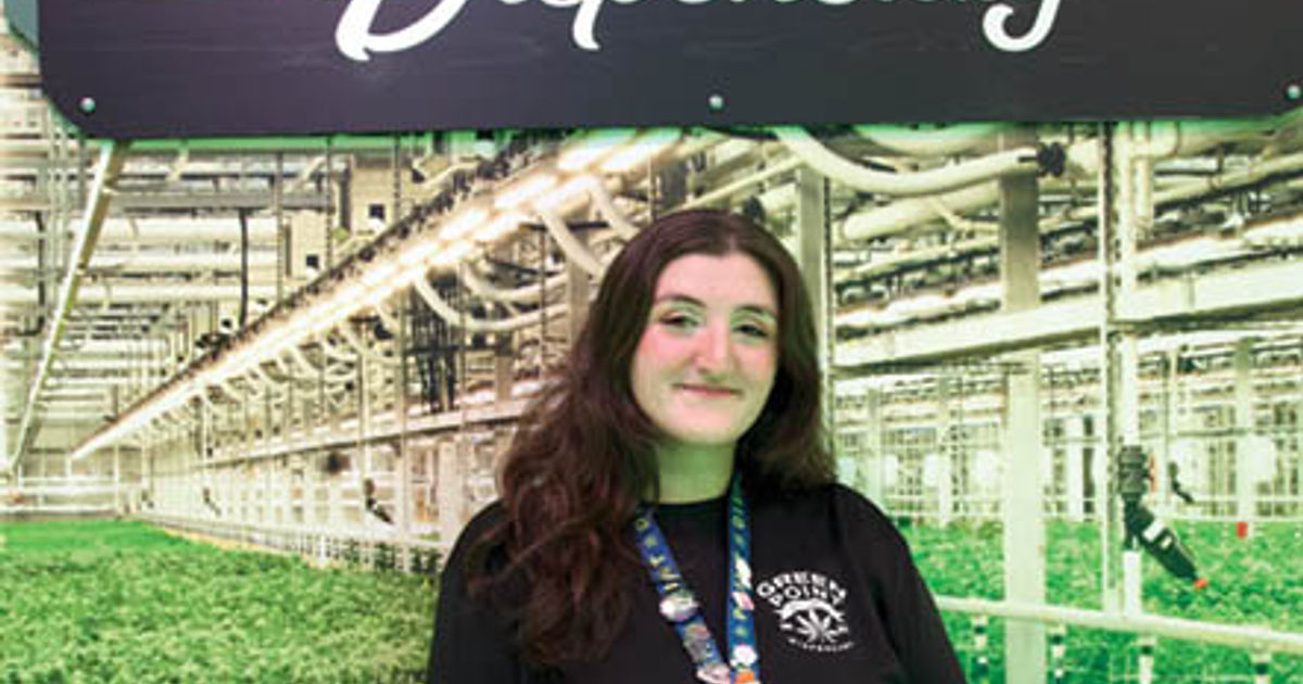 Budtender of the Month: Gabrielle Mitchell - Leaf Nation